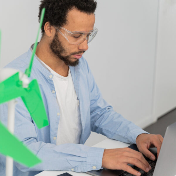 Contratar Suporte Microsoft Freelancer - TICOOP BRASIL